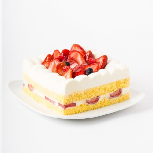 Strawberry Square | Polar Puffs & Cakes